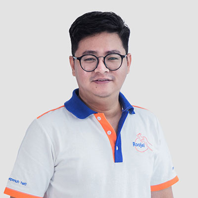 Professionals behind Roojai Indonesia