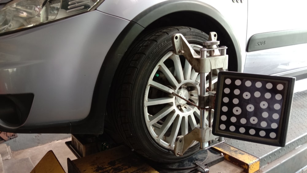 Perbedaan Spooring dan Balancing, Kapan Perlu Dilakukan